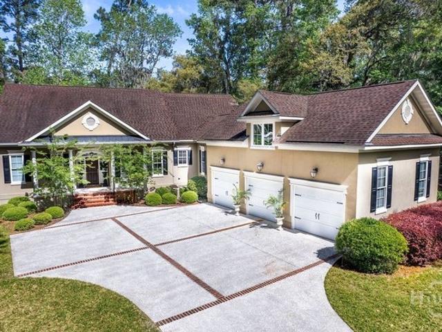 4 Perriwinkle Ln, Savannah, GA 31411