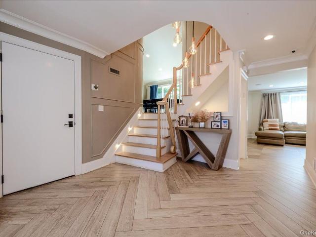4 Poplar Court
