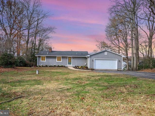 4 Poplar Grove Avenue