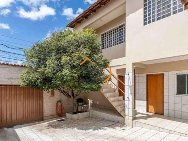 4 QUARTOS COM ARMÁRIOS/2 SUÍTES INTERNA E UMA EXTERNA/CHURRASQUEIRA/FINANCIAMENTO E FGTS