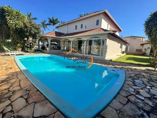 4 QUARTOS, SENDO 3 SUÍTES/SALA DE JANTAR/ESPAÇO GOURMET COM CHURRASQUEIRA/PISCINA/DCE