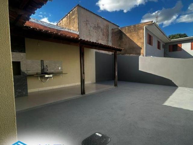 4 Quartos sendo 1 suíte Porcelanato Aceita financiamento