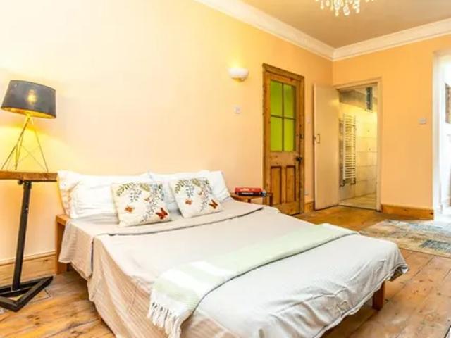 4 Queens Down Road, Lower Clapton, London, E5 8NW, United Kingdom | 2 bed house for rent #168185329 | Rentberry