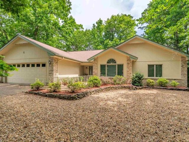 4 Quieto Trce, Hot Springs Village, AR 71909