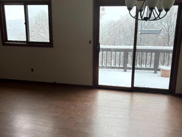 4 Red Lodge Dr # 2