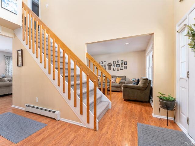 4 Redbud Court