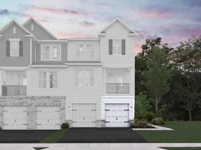4 Reservoir Ct, Wayne, NJ 07470