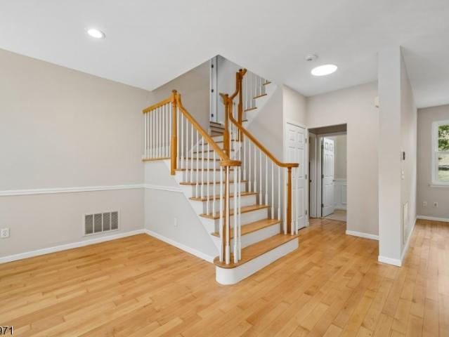 4 Revere Dr