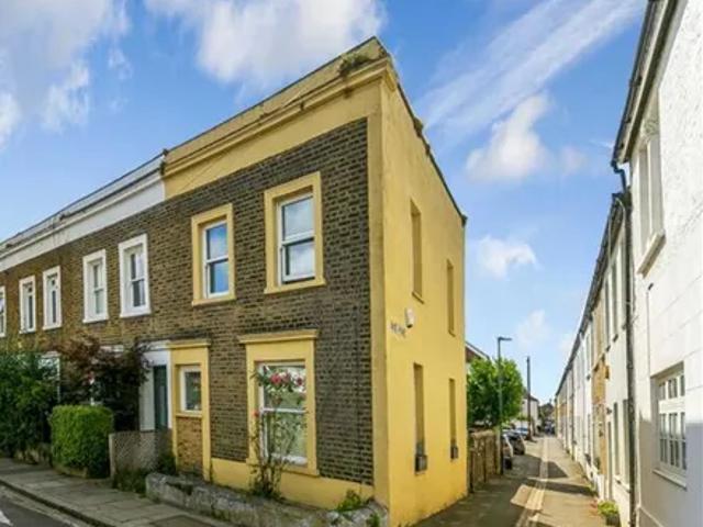 4 Rock Avenue, London, SW14 8PG, United Kingdom | 2 bed house for rent #140799661 | Rentberry