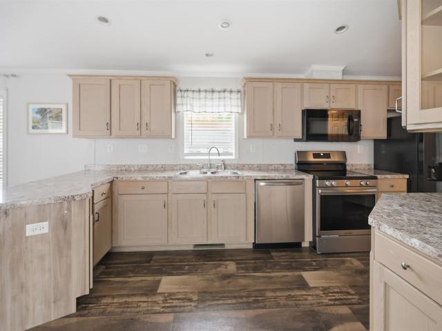 4 Roby Lane