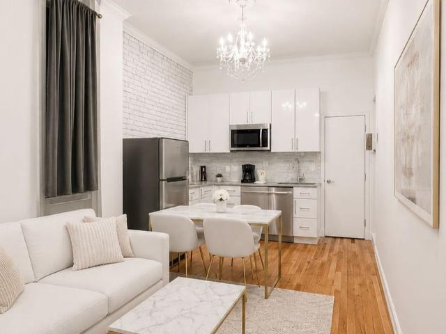 4 room luxury Apartment for rent in 249 West 21st Street, New York