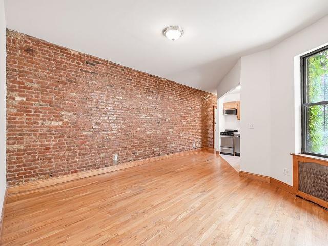 4 room luxury Apartment for rent in 312 West 48th Street, Midtown Manhattan, Manhattan, New York