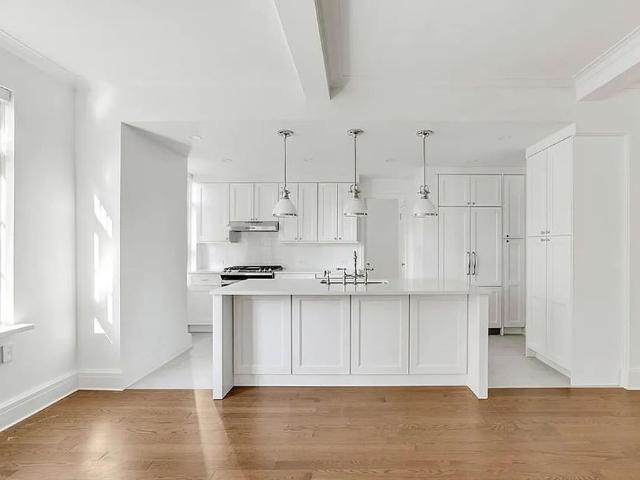 4 room luxury Apartment for rent in New York, United States