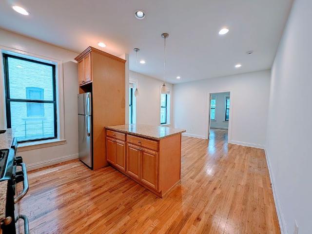 4 room luxury Apartment for rent in South Brooklyn, Brooklyn, New York