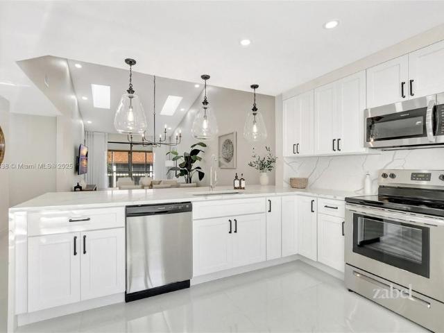 4 room luxury Apartment in La Mirada Drive, 7779, Hamptons at Boca Raton, Palm Beach, Florida