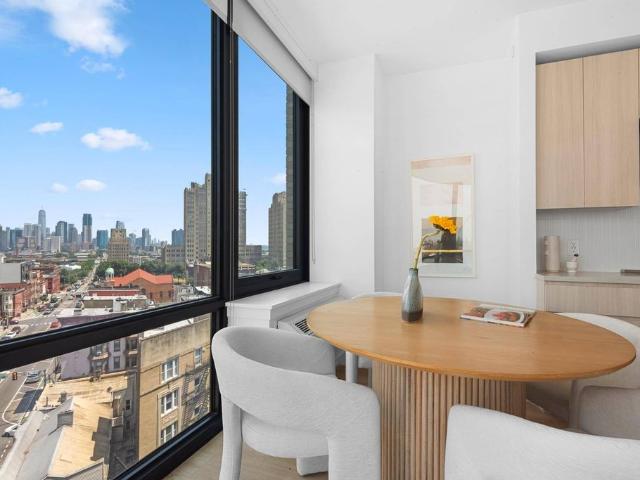 4 room luxury Flat for rent in Jersey City, United States