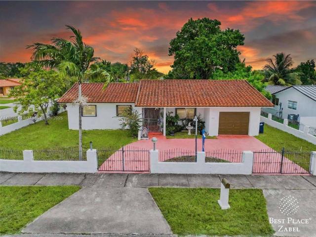 4 room luxury House for sale in SW 108th Ct, 3005, Miami Terrace Mobile Home, Florida
