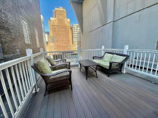 4 room luxury Townhouse for rent in 329 Lexington Avenue, New York
