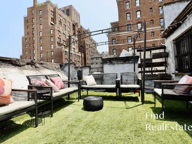 4 room luxury Townhouse for rent in New York, United States