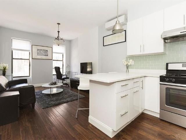 4 room luxury Townhouse for rent in South Brooklyn, Brooklyn, New York