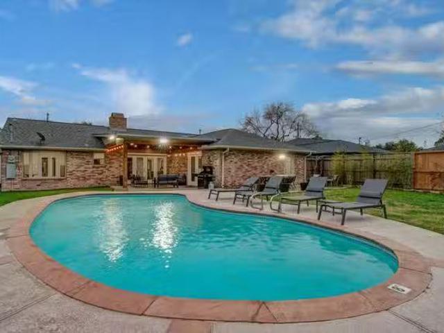 4 rooms apartment in Westbury