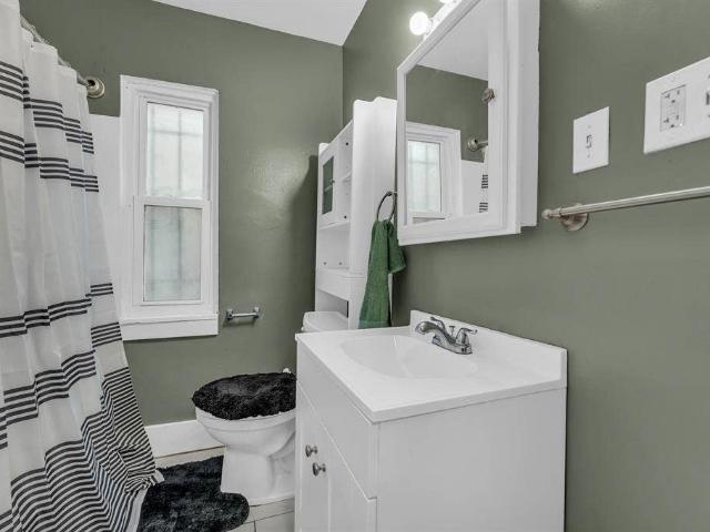 4 rooms for rent