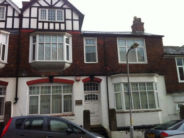 4 rooms left in a house!