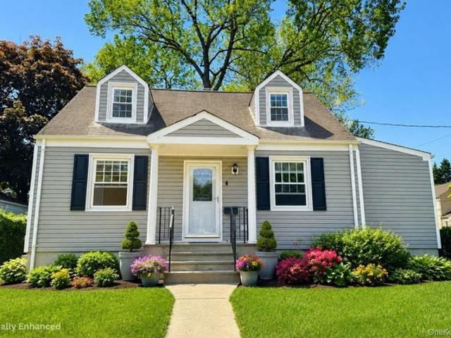 4 Ronny Cir, Hastings On Hudson, NY 10706