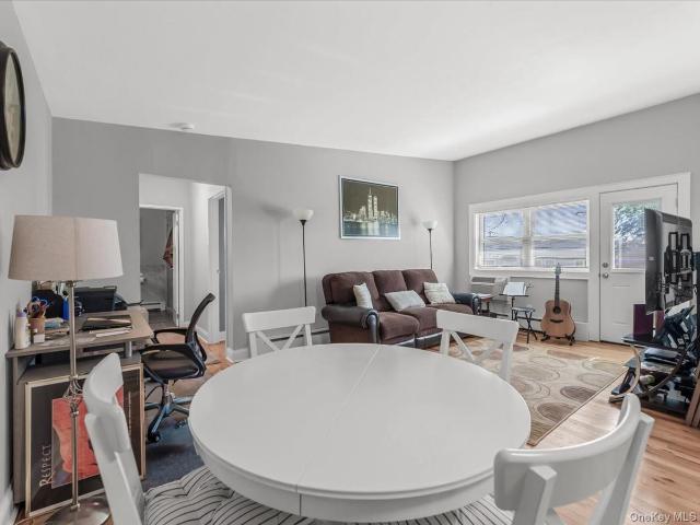 4 Rose Street 2B