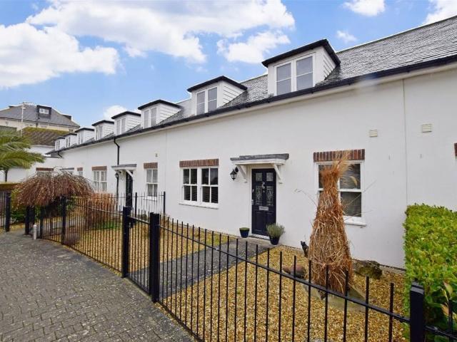 4 Royal Norfolk Mews, Bognor Regis, West Sussex PO21, 2 bed terraced house to rent, £1,350 pcm | PrimeLocation