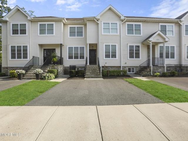 4 Stamford Hill Rd, Lakewood, NJ 08701