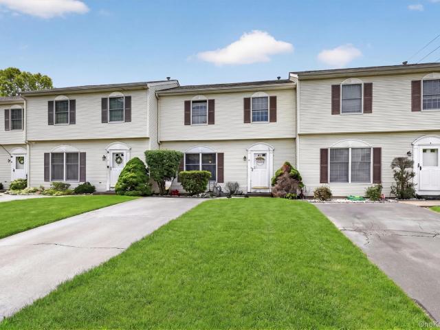 4 Strack Court