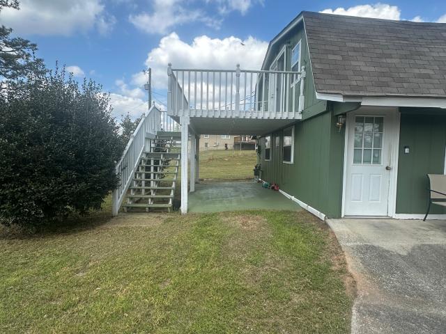 4 Sweetbriar Road