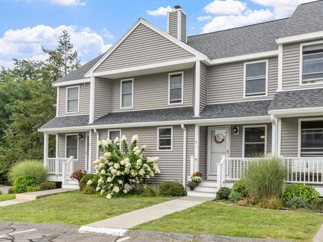 4 Sycamore Dr Unit 4, Leominster, MA 01453