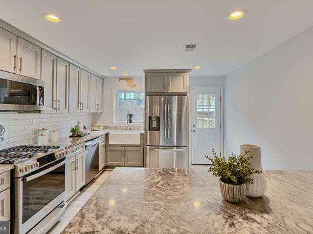 4 S East Ave, Baltimore, MD 21224