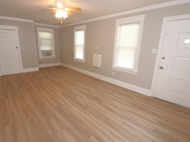 4 S Richards Ave