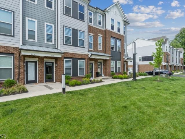4 Sadie Cir Unit 4104