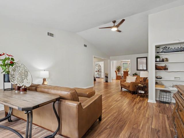 4 Sallisaw Circle