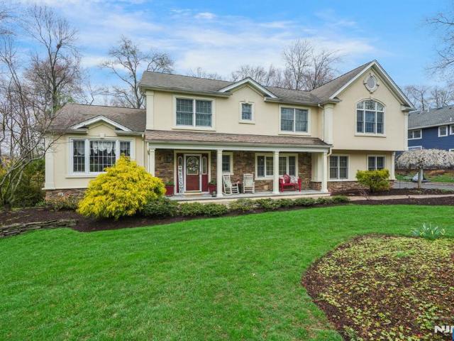 4 Salter Dr, Montville, NJ 07045 | MLS #26011 | Compass