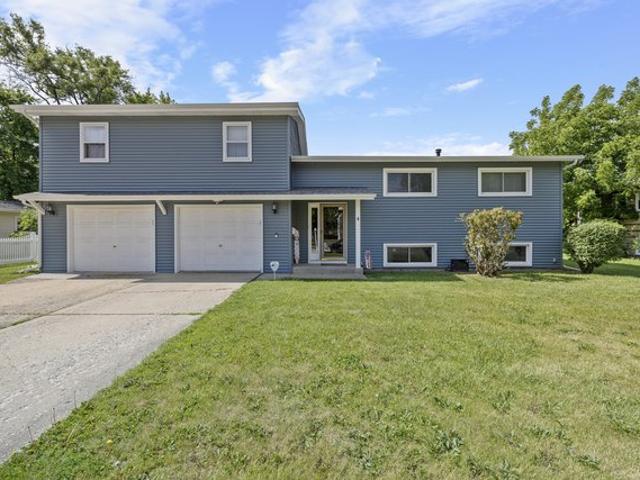 4 Saugatuck Rd, Montgomery, IL 60538