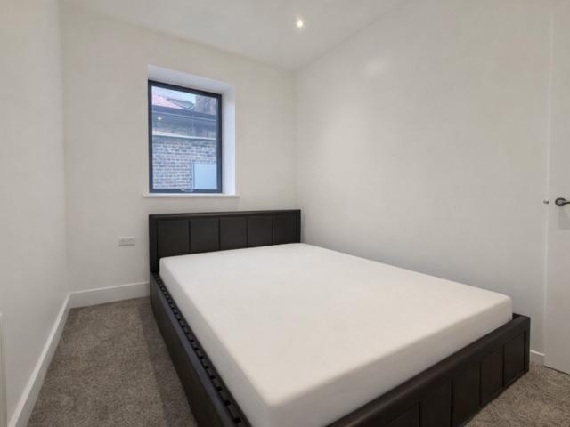 4 Scarbrook Road, Croydon CR0, 2 bed flat to rent, £1,500 pcm | PrimeLocation