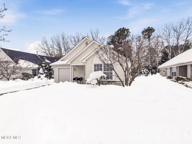 4 Schoolhouse Lane