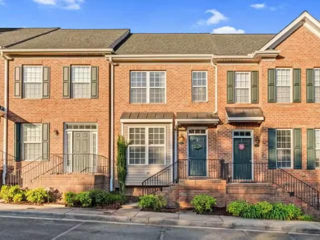 4 Scottish Ln, Durham, NC 27707 MLS 10086904