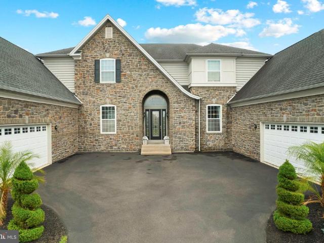 4 Shady Pines Drive