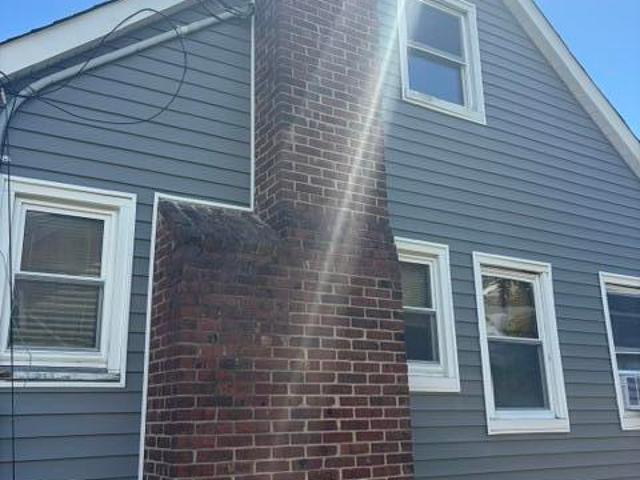 4 Shadow Lake Drive
