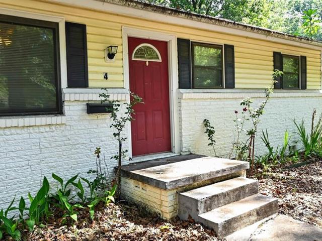 4 Sheffield Dr, Little Rock, AR 72209