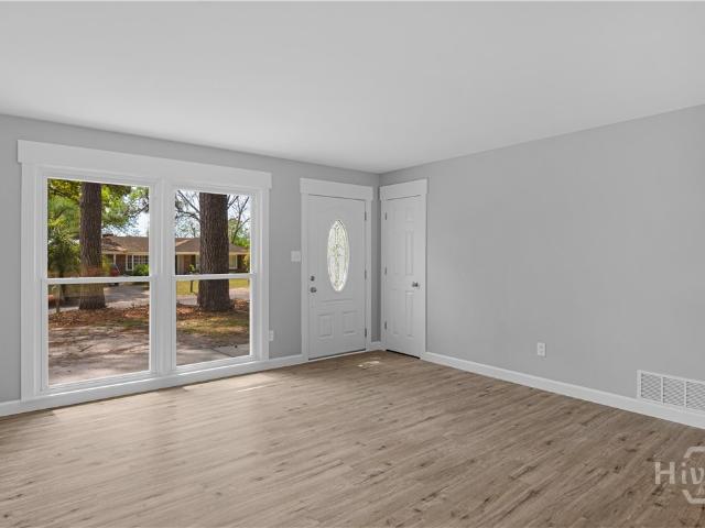 4 Sheridan Circle