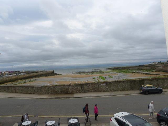 4 Shore Street, Anstruther KY10, 3 bed flat to rent, £1,150 pcm | PrimeLocation