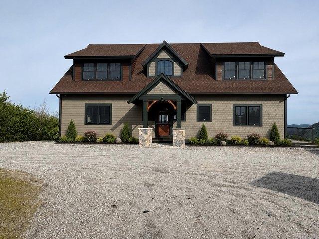 4 Skyline Dr Unit 3, Hebron, NH 03241