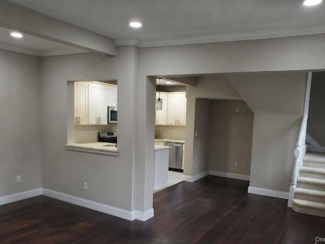 4 Skyview Drive